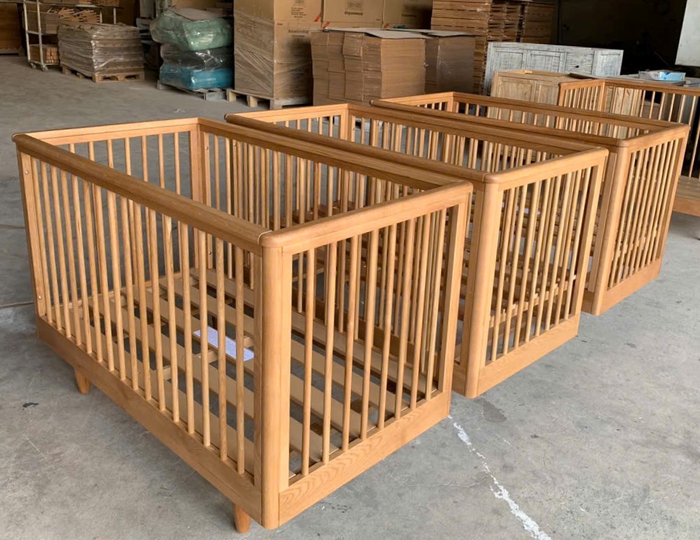 Natural Oak crib - Tan Phuoc Furniture